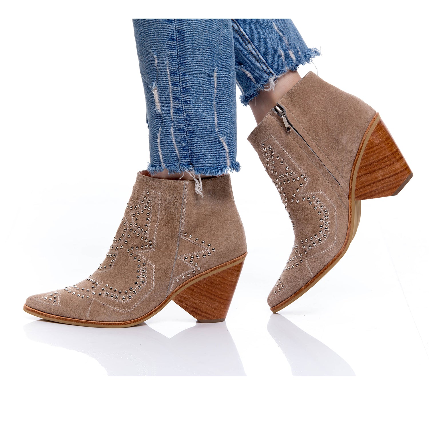 DAKOTA BEIGE **ÚLTIMOS 40 Y 41** – TARCH